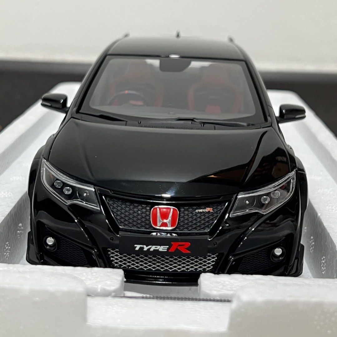 1:18 EBBRO Honda Civic Type R 2015 (Black), Hobbies & Toys, Toys & Games on Carousell
