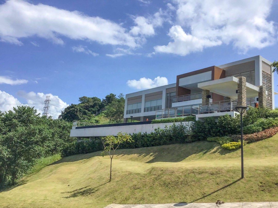 553 sqm Overlooking City View Corner Lot for Sale in The Peak Taytay ...