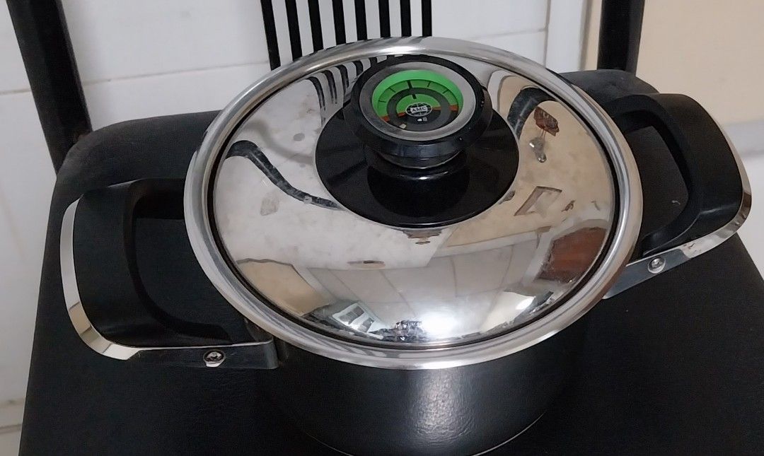Amc pots cookware, with free airfryer, Furniture & Home Living ...