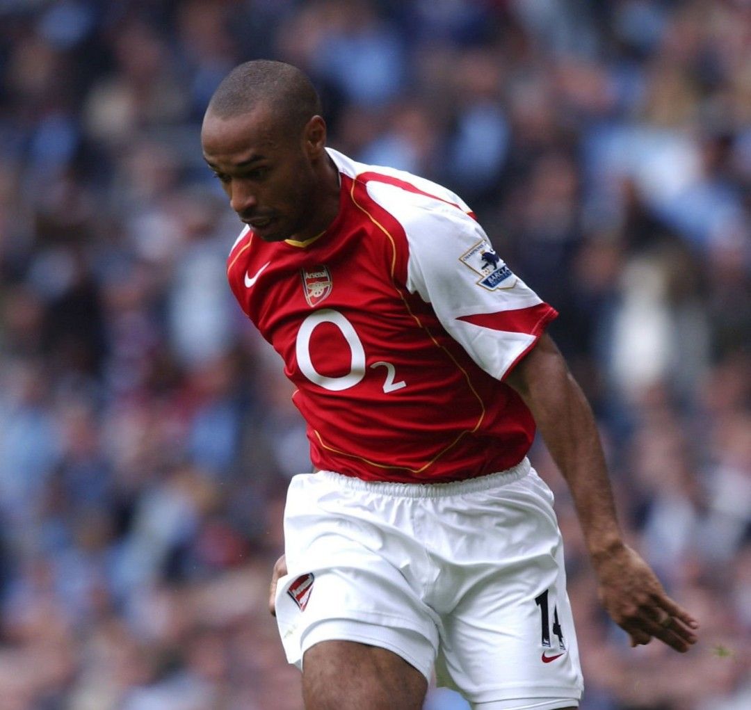 Arsenal Henry, Men's Fashion, Activewear on Carousell