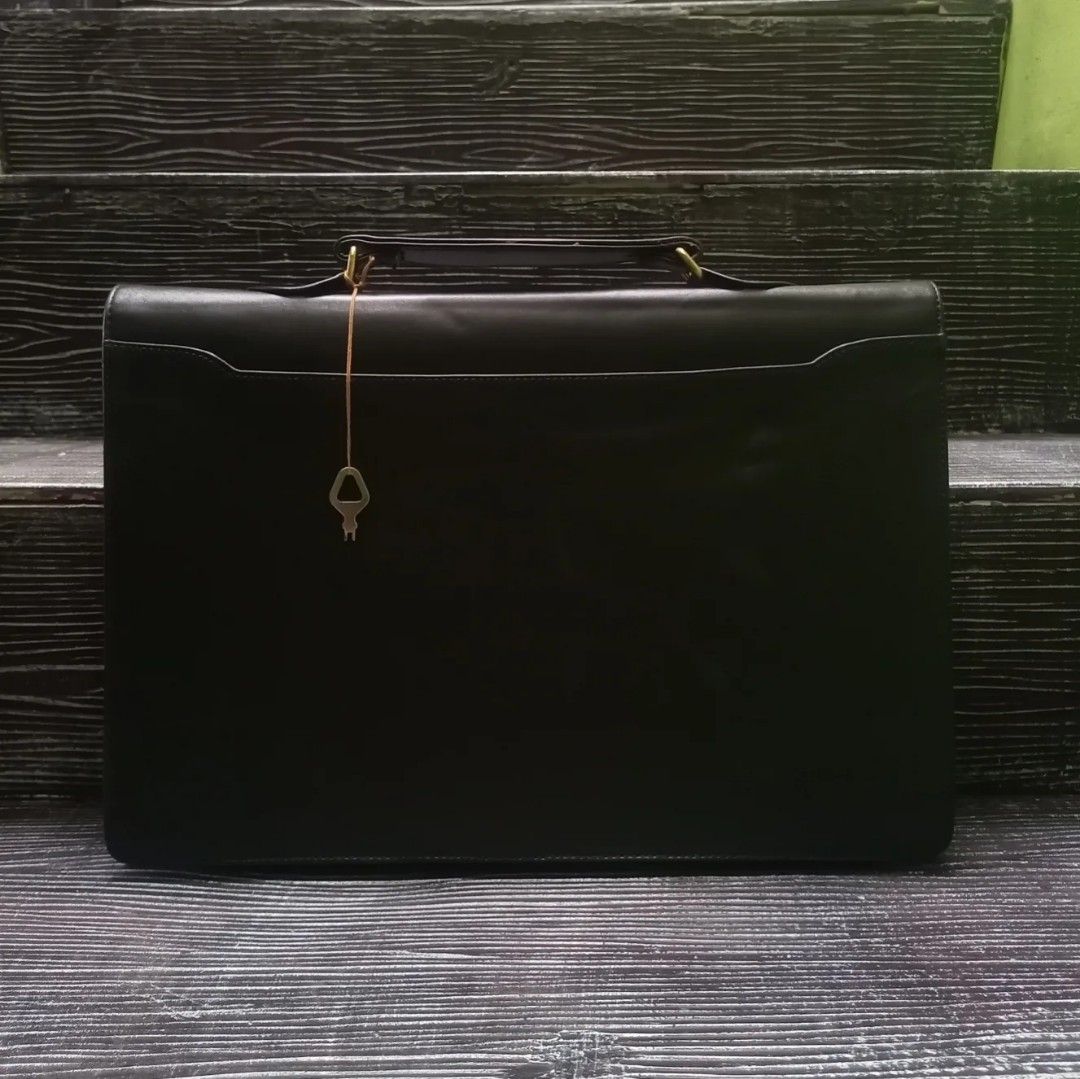 Briefcase vintage ysl laptop bag, Barang Mewah, Tas & Dompet di Carousell