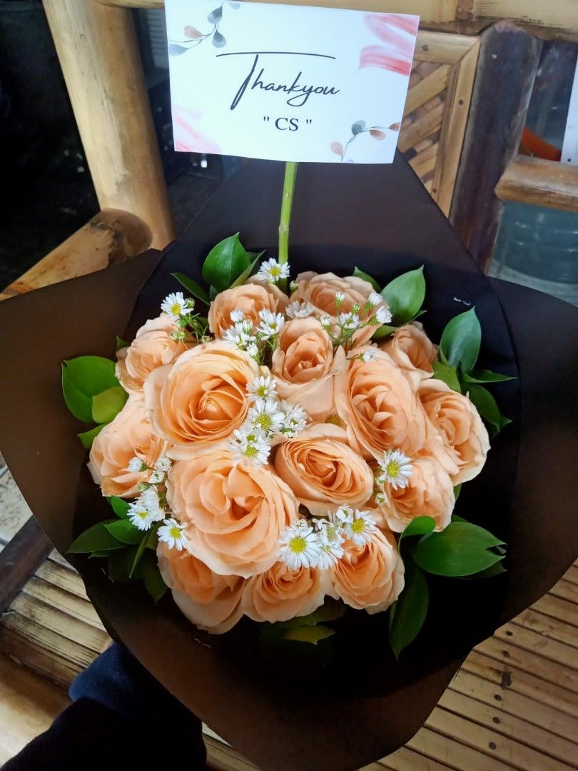 Buket bunga mawar peach asli segar CMHI BDG PDLRG, Desain & Kerajinan ...