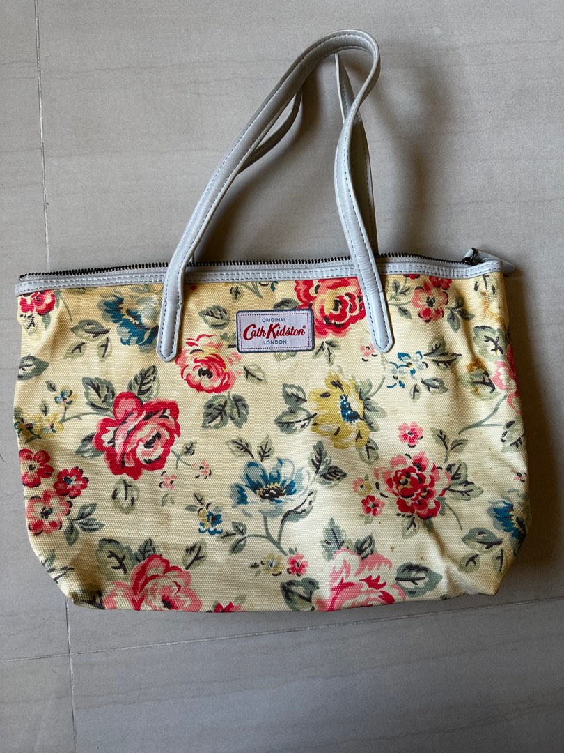 Cath Kidston Bag, Women's Fashion, Bags & Wallets, Tote Bags on Carousell