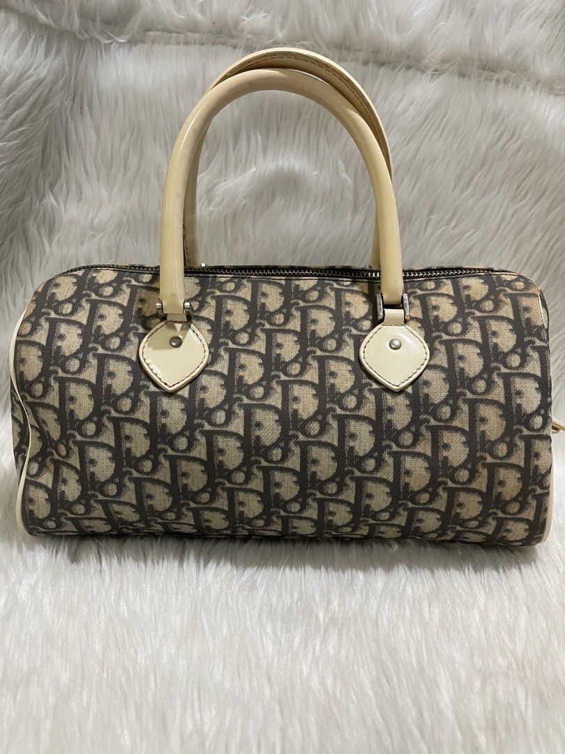 Christian Dior Authentic, Women's Fashion, Bags & Wallets, Shoulder ...