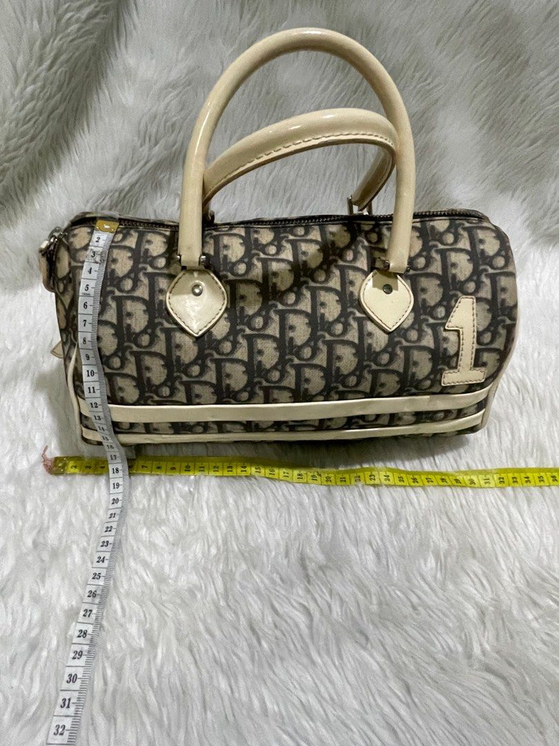 Christian Dior Authentic, Women's Fashion, Bags & Wallets, Shoulder ...