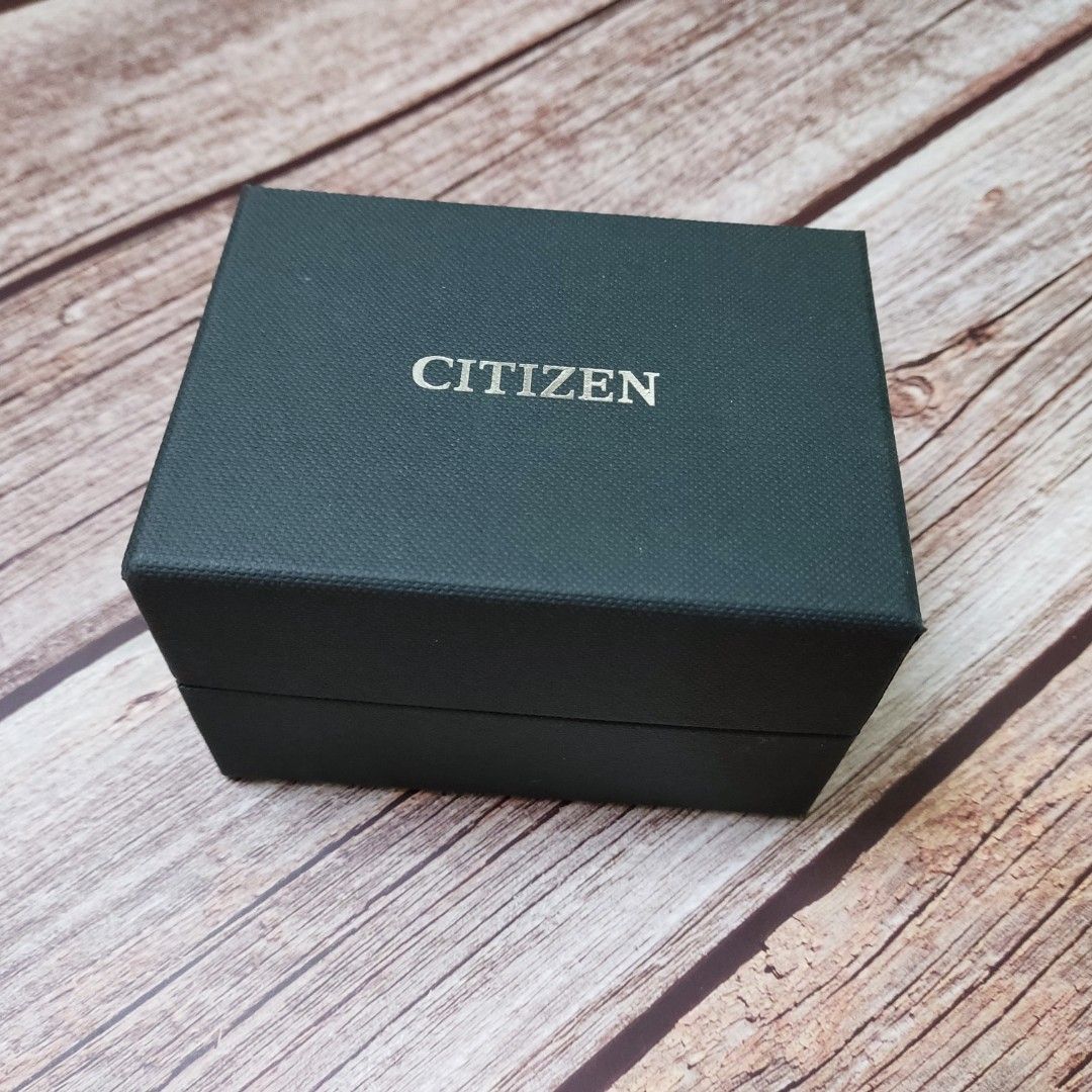 Citizen watch box, Women's Fashion, Watches & Accessories, Watches on ...