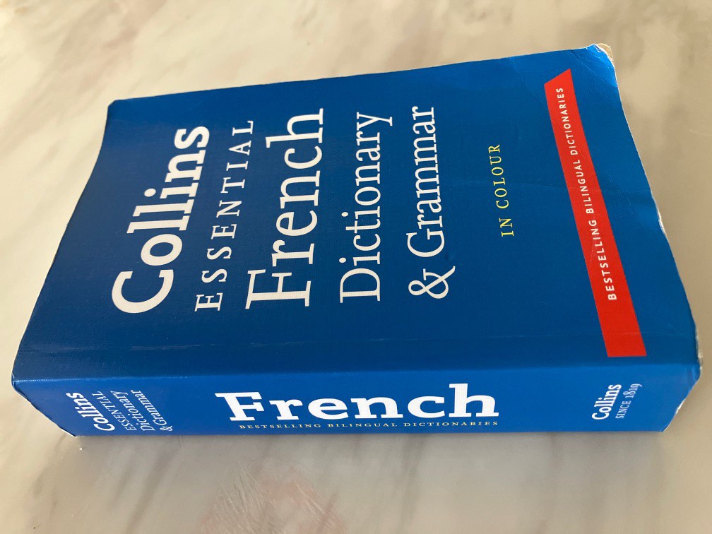 Collins Essential French Dictionary in Colour, Hobbies & Toys, Books ...