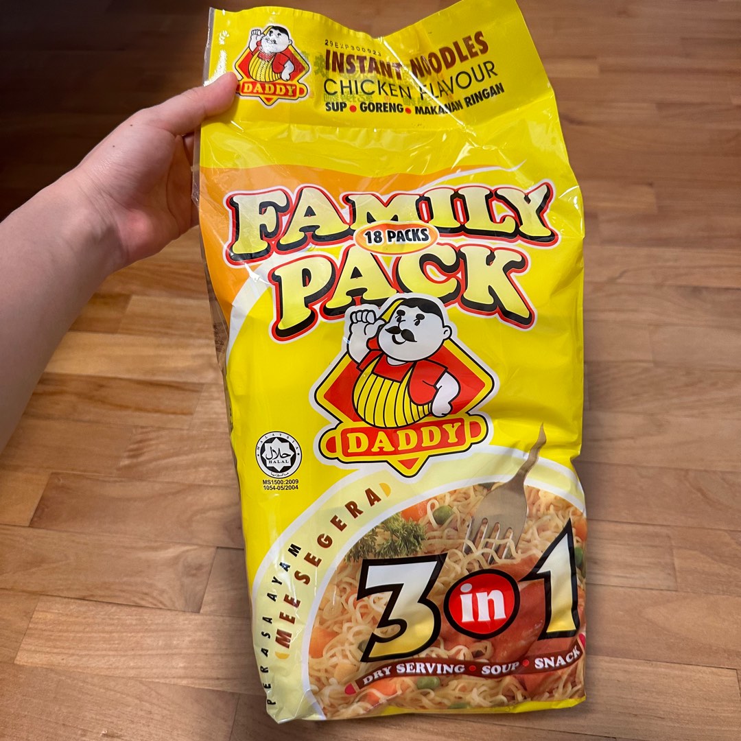 Daddy mee sarawak brand, Food & Drinks, Rice & Noodles on Carousell