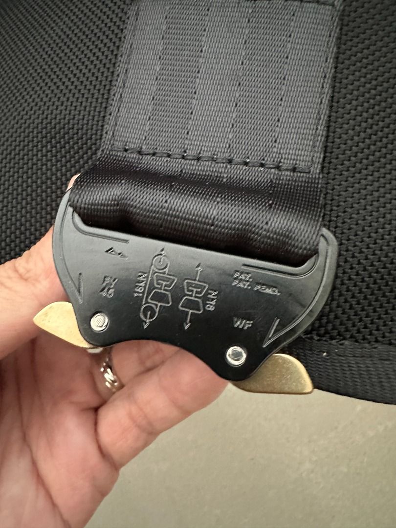 Defy Recon Mashup 2.0 Messenger Bag | Ballistic Nylon, Men's Fashion ...