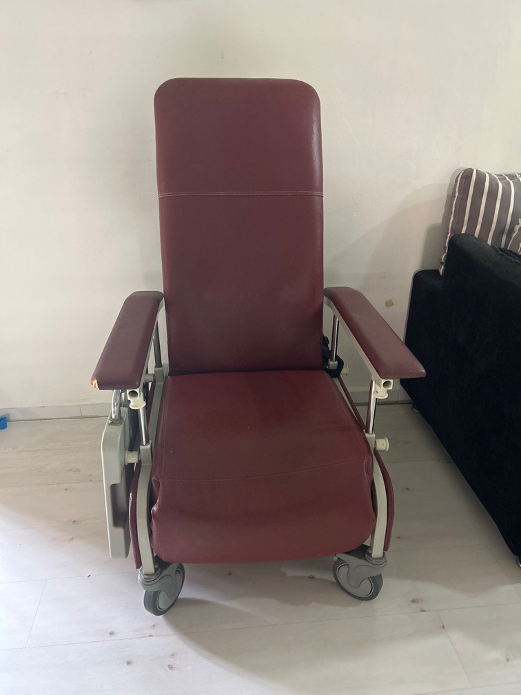 Geriatric Chair, Furniture & Home Living, Furniture, Chairs on Carousell