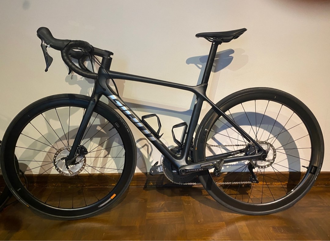 GIANT TCR ADVANCED PRO 1 DISC (ULTEGRA), Sports Equipment, Bicycles ...