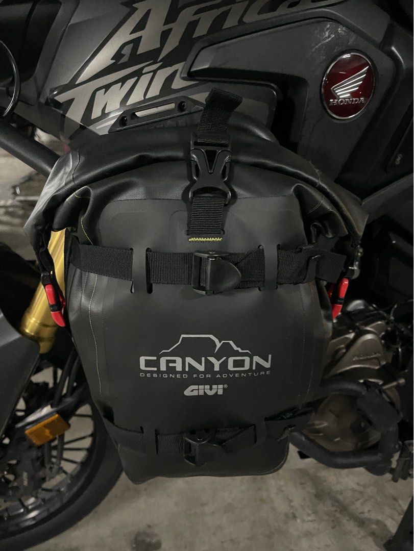 GIVI Canyon Cargo Bag 8L Pair For Sale, Motorcycles, Motorcycle ...