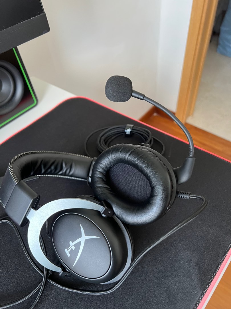 HyperX cloud II (6 months age only), Audio, Headphones & Headsets on Carousell