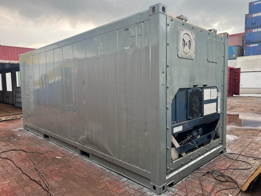 ISO 20' Reefer Container (active unit), Services, Others on Carousell