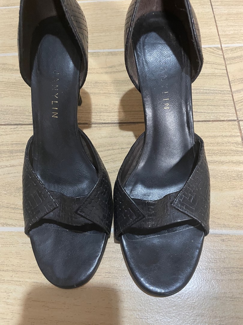 Janilyn Black High Heels on Carousell
