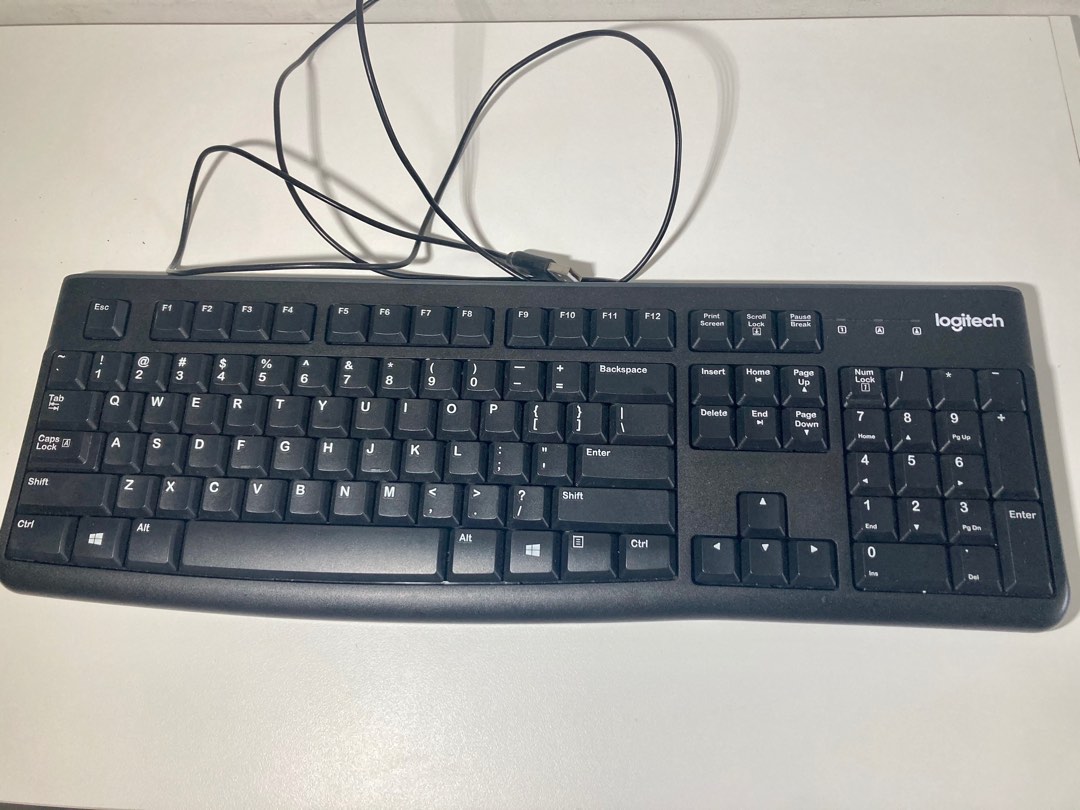 Logitech Computer Keyboard Computers And Tech Parts And Accessories Computer Keyboard On Carousell