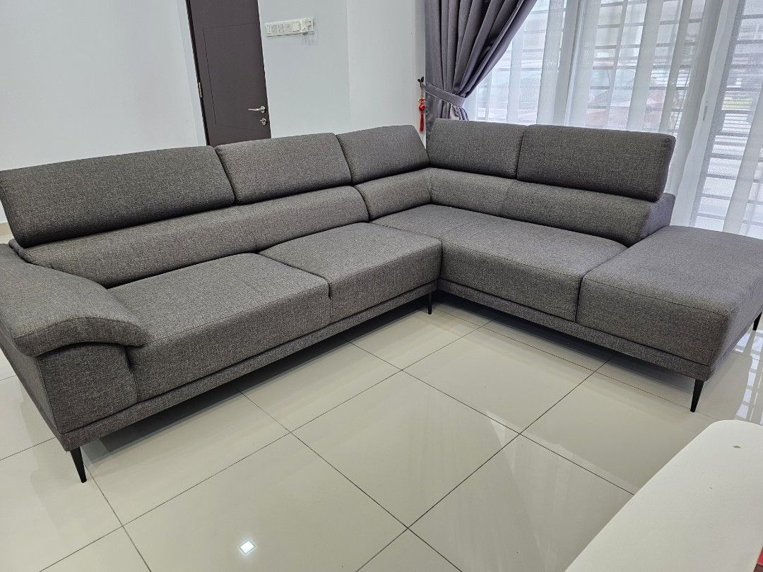 Modern Corner sofa, Furniture & Home Living, Furniture, Sofas on Carousell