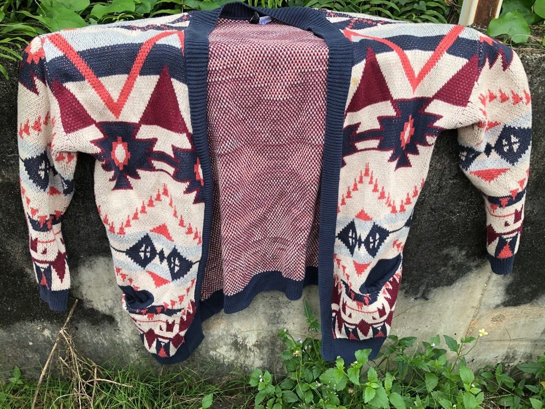 native american cardigan by H&M, Women's Fashion, Activewear on Carousell