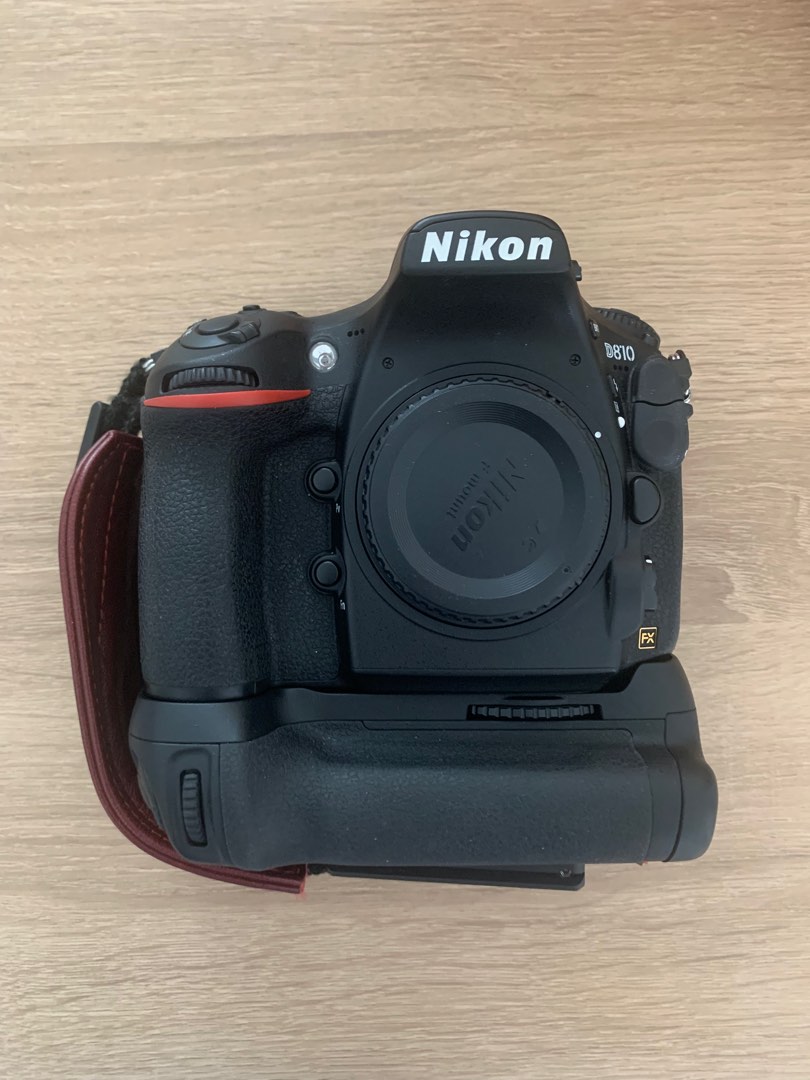 Nikon DSLR D810 with MD-12 Motor Drive, Photography, Cameras on Carousell