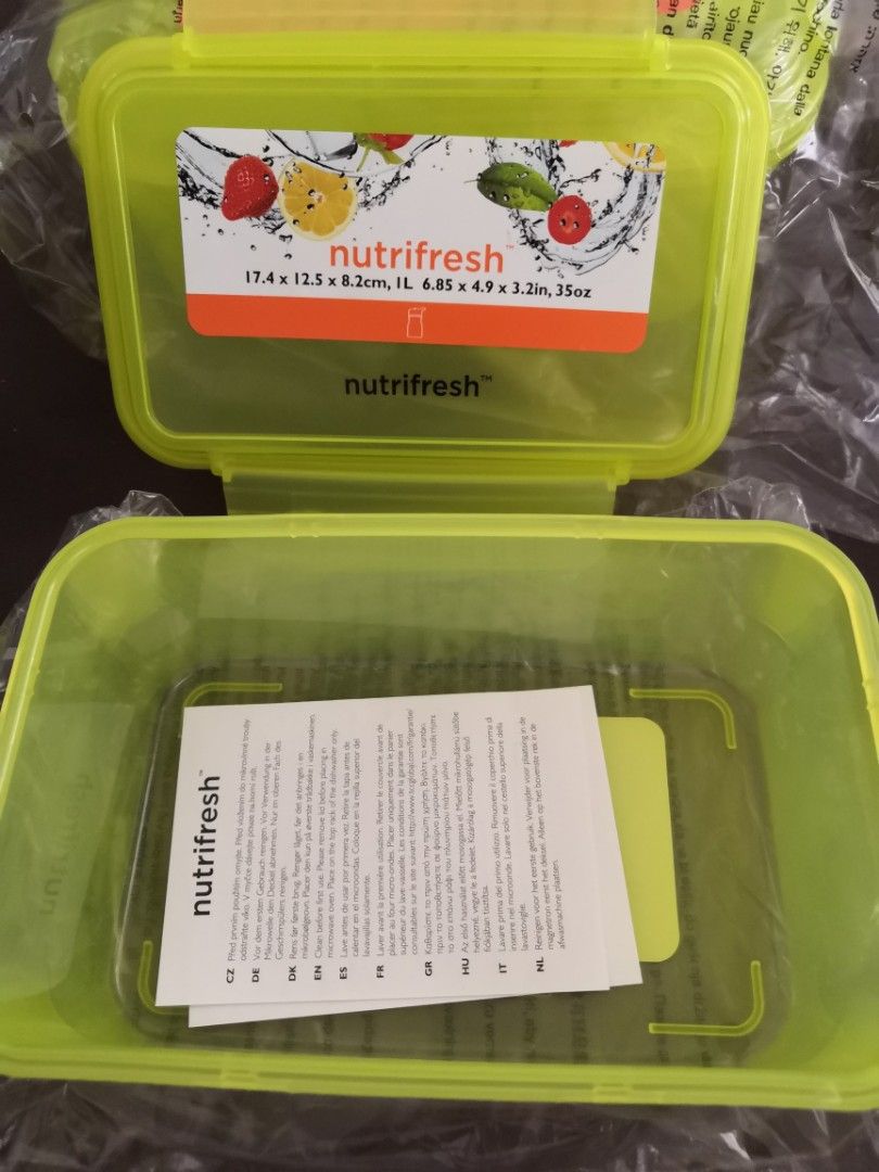 Nutrifresh Tupperware 1L + Bottle 354ml, Furniture & Home Living, Kitchenware & Tableware, Food ...