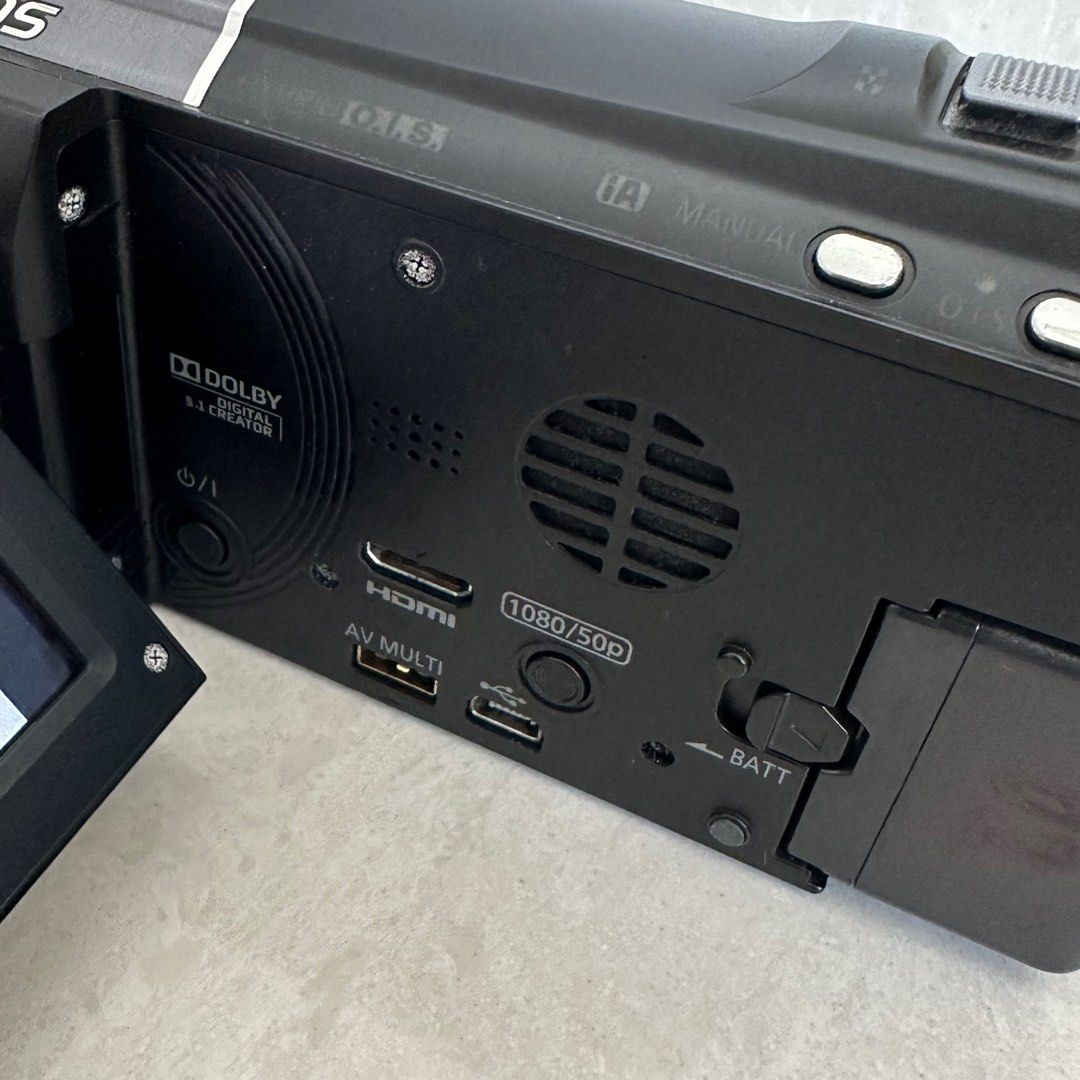 Panasonic HC-X900M Camcorder, Photography, Video Cameras on Carousell