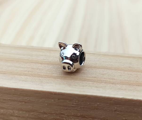 Pandora Limited Edition 20th Anniversary Pig Charm, Women's Fashion ...