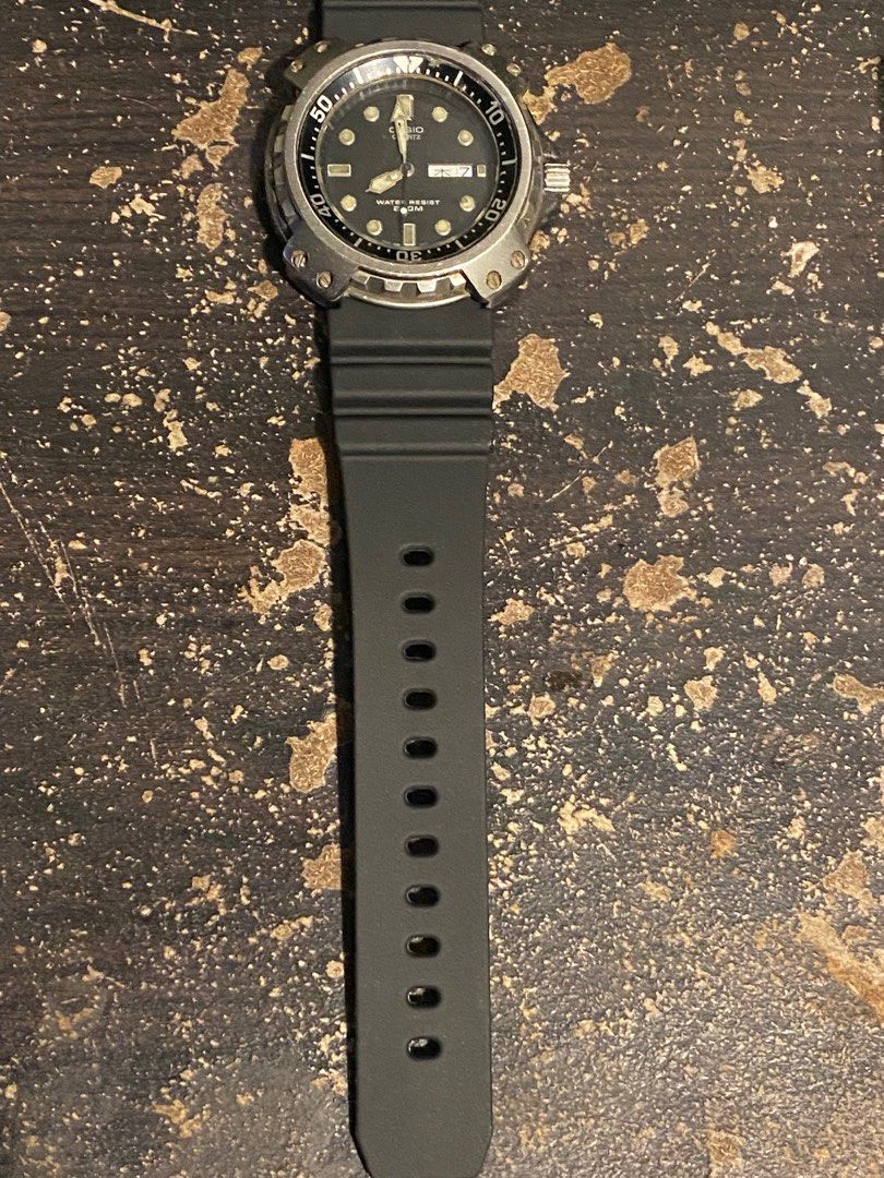 Rare JDM Casio MD-703 Divers 200m Quartz Untouched, Men's Fashion ...