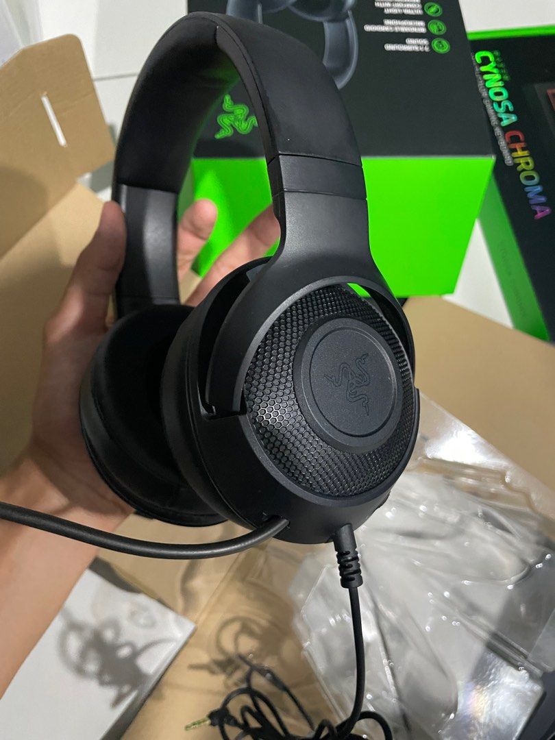 Razer headphones, Audio, Headphones & Headsets on Carousell