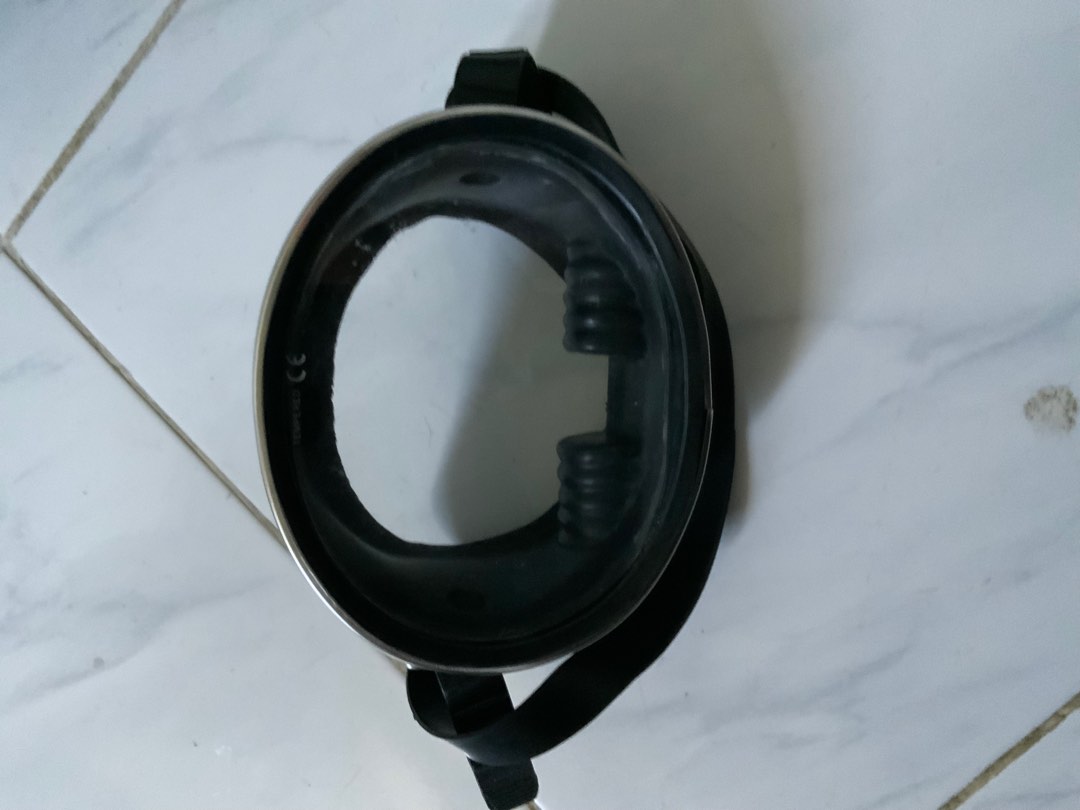 Round diving mask, Sports Equipment, Other Sports Equipment and ...