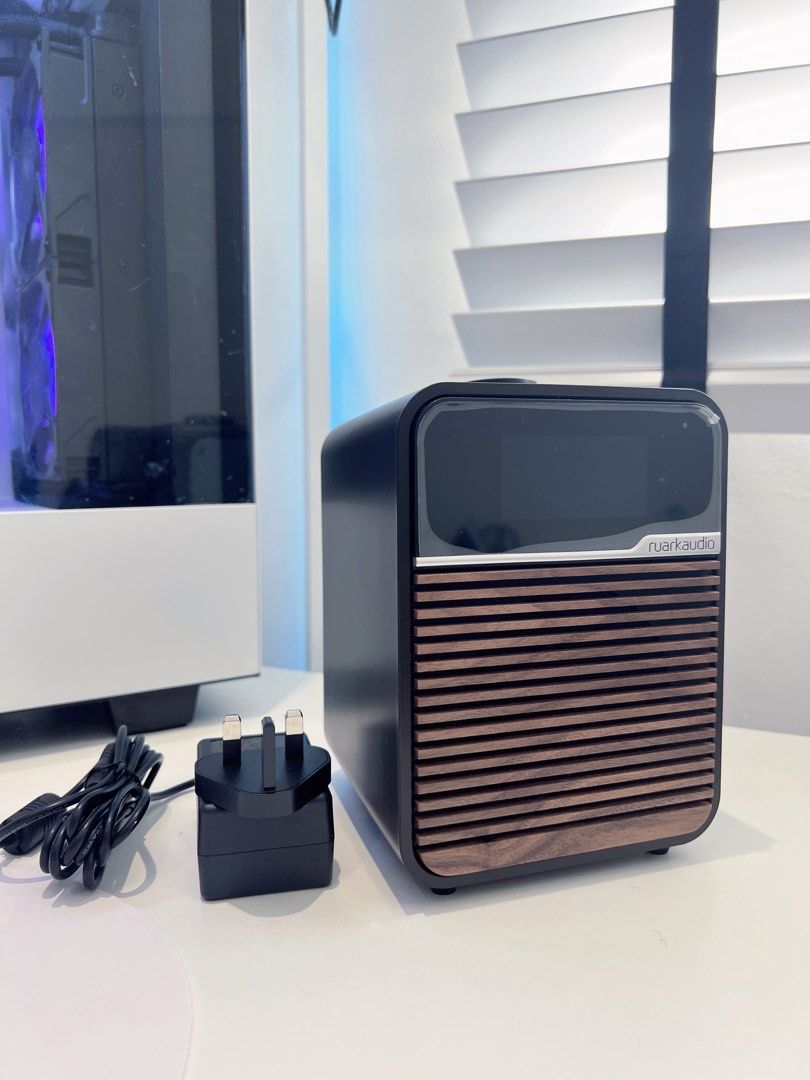 Ruark Audio R1 MK4 Deluxe Bluetooth Radio Speakers, Audio, Soundbars ...