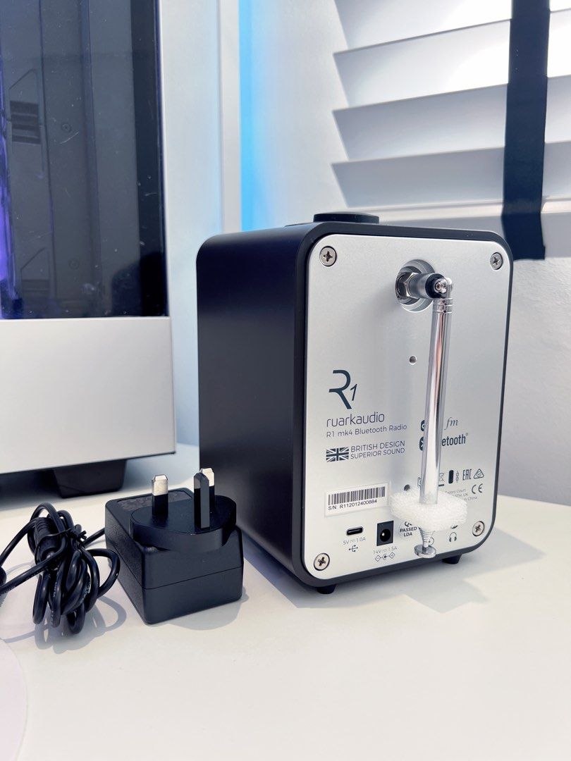 Ruark Audio R1 MK4 Deluxe Bluetooth Radio Speakers, Audio, Soundbars ...