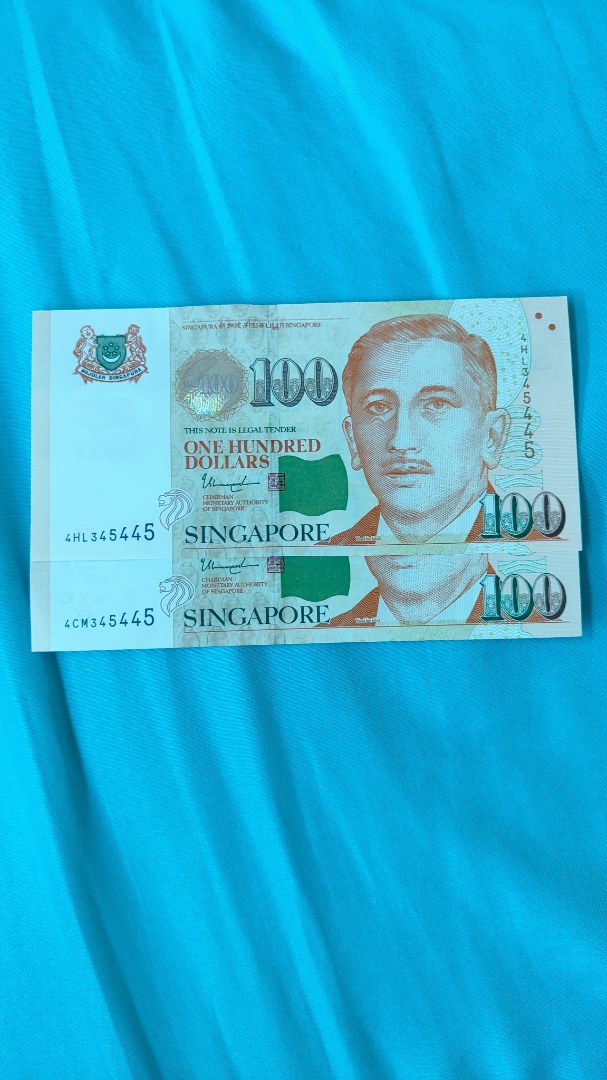 Same serial number SGD notes, 100 SGD notes, nice number, banknotes ...