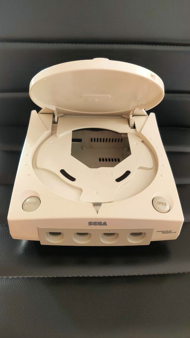 Sega Dreamcast shell casing [ORIGINAL], Video Gaming, Video Game ...