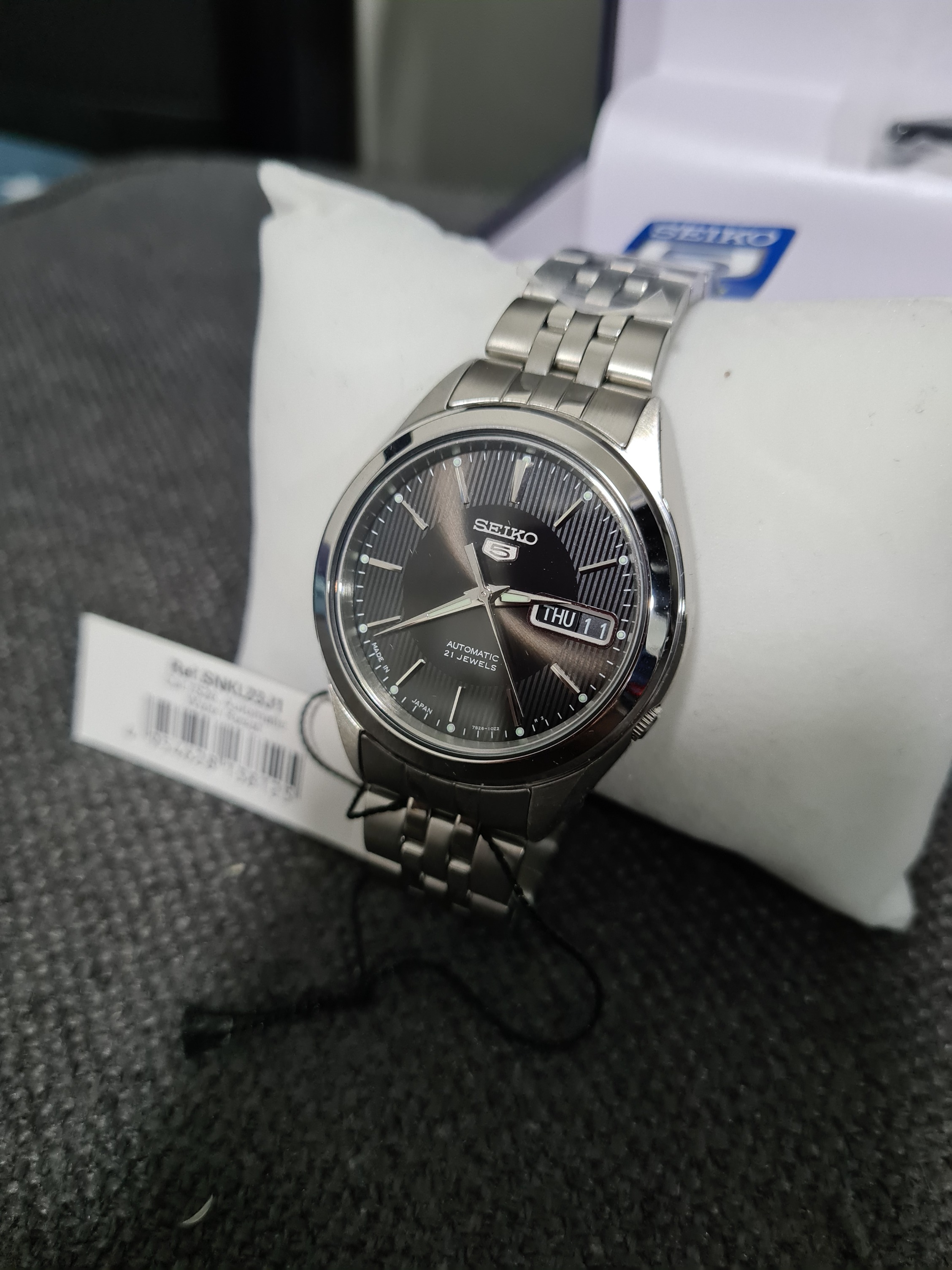 Seiko 5 SNKL23J1 (Made in Japan) Automatic 21 Jewels Black Dial ...