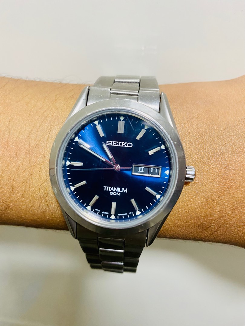 Seiko Titanium DELL with Roman Day Date, Men's Fashion, Watches ...