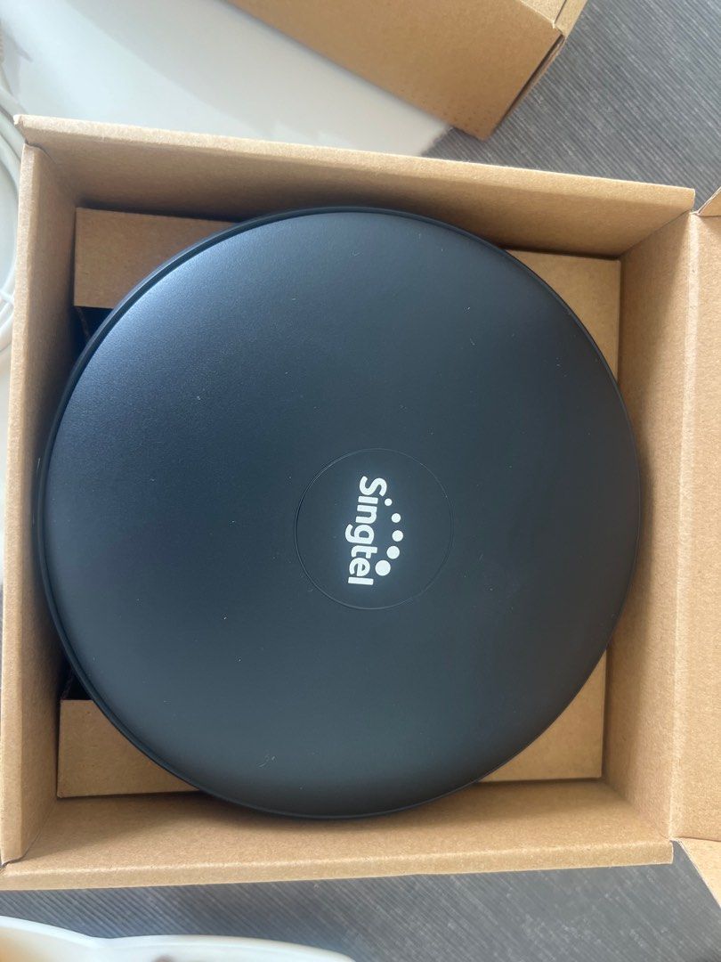 Singtel mesh extender router , Computers & Tech, Parts & Accessories ...