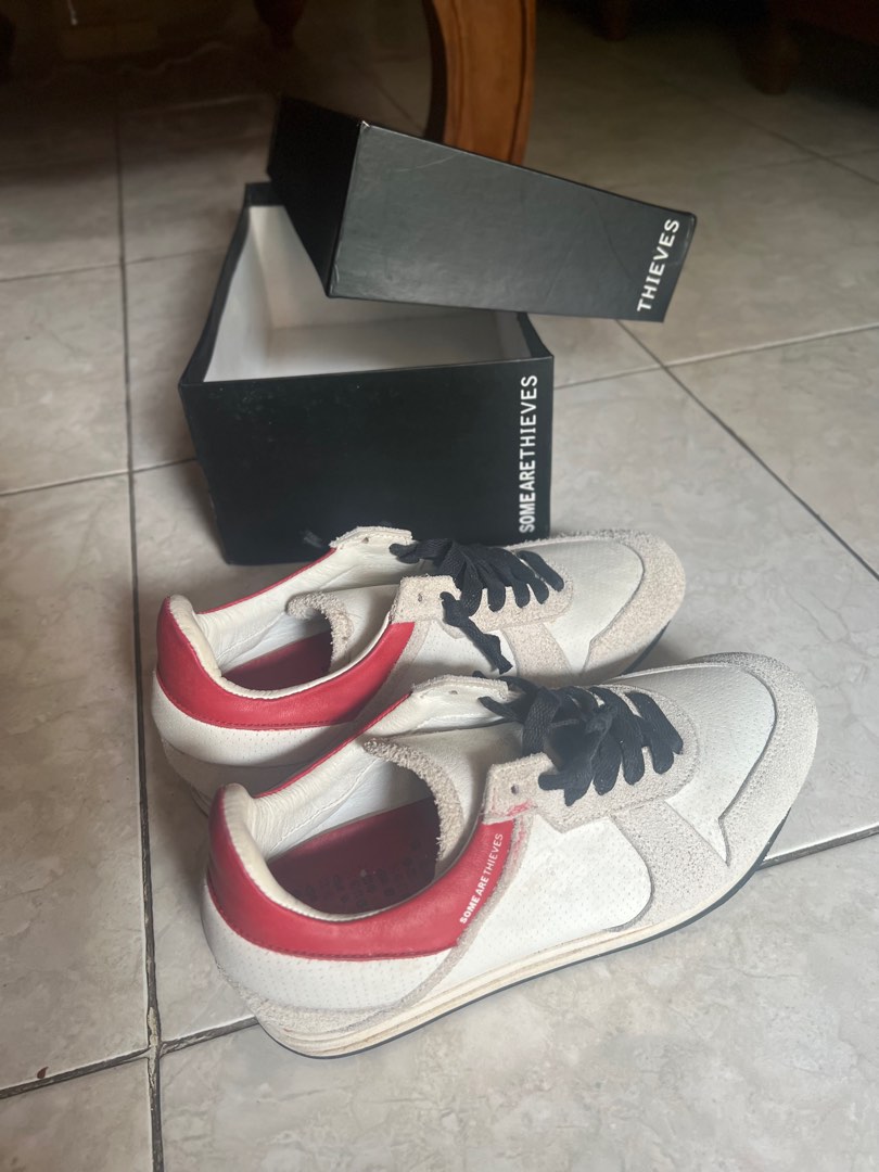 Some are thieves runaway style shoes red, Fesyen Pria, Sepatu ...