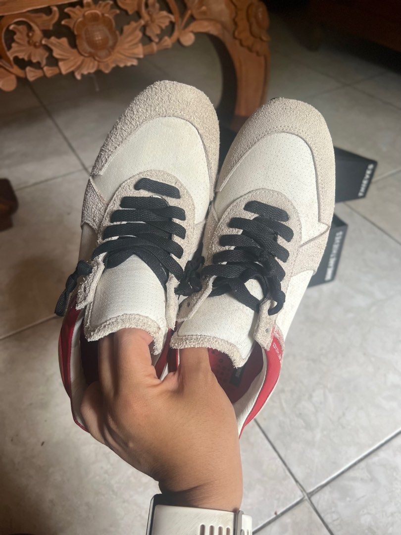 Some are thieves runaway style shoes red, Fesyen Pria, Sepatu ...