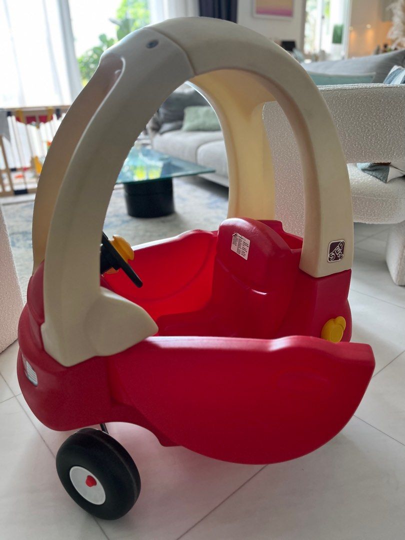 Step2 Snuggle bug coupe car, Babies & Kids, Infant Playtime on Carousell