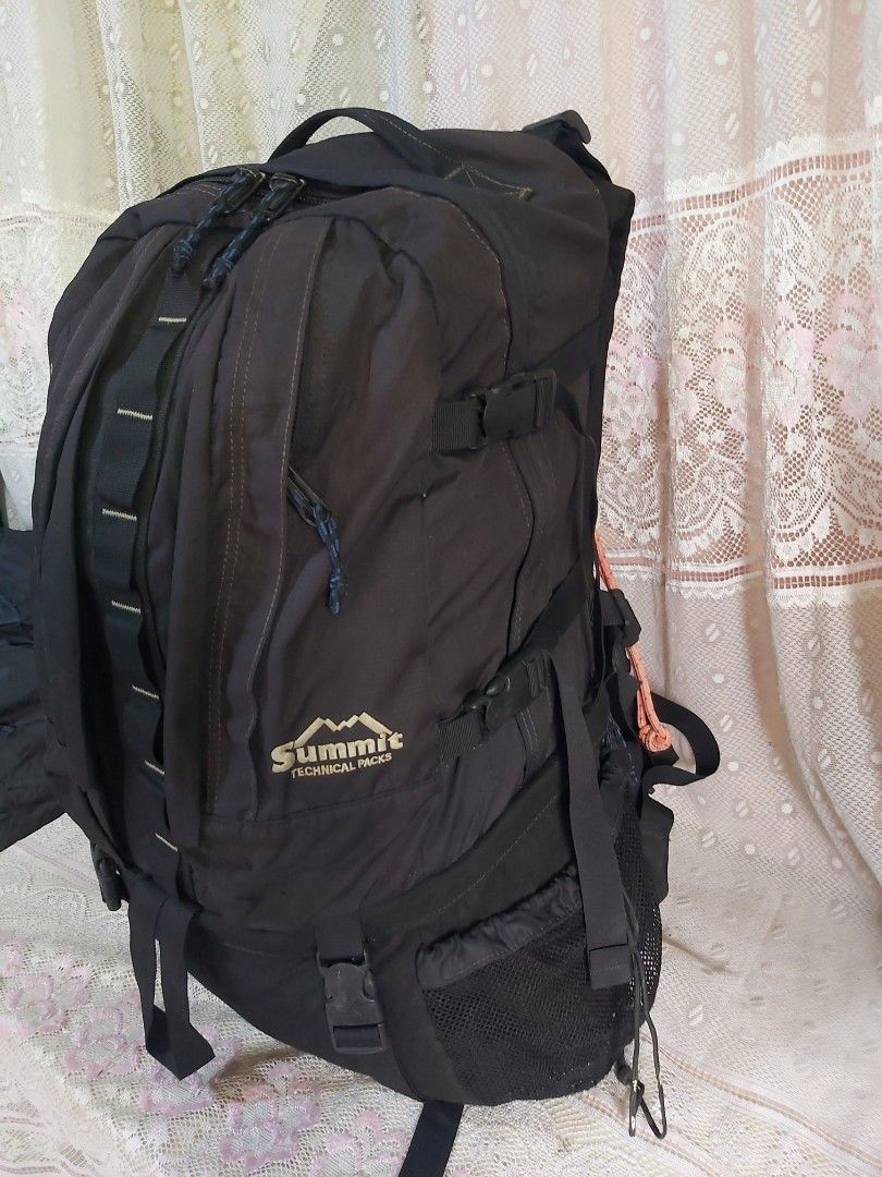 Summit 40L on Carousell