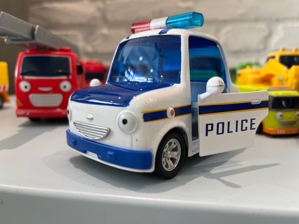 Tayo Pat police car, Hobbies & Toys, Toys & Games on Carousell