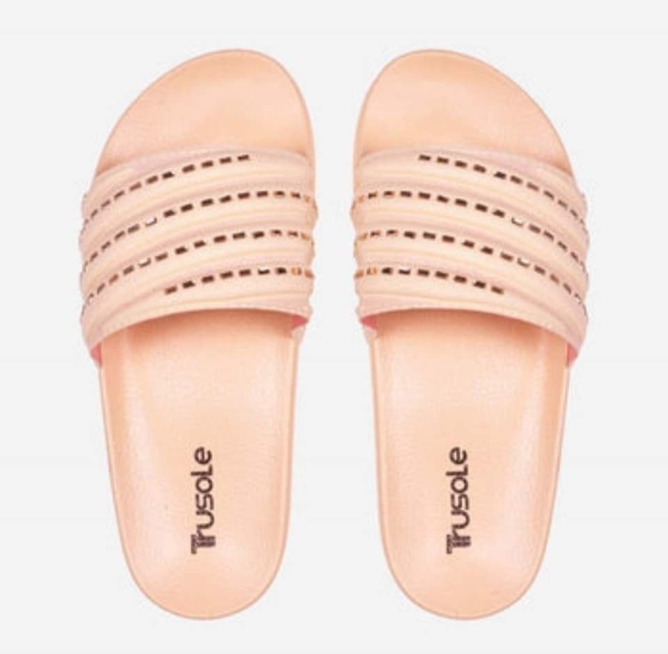 TRUSOLE WOMEN DAHLI SLIDES, Women's Fashion, Footwear, Flats & Sandals ...