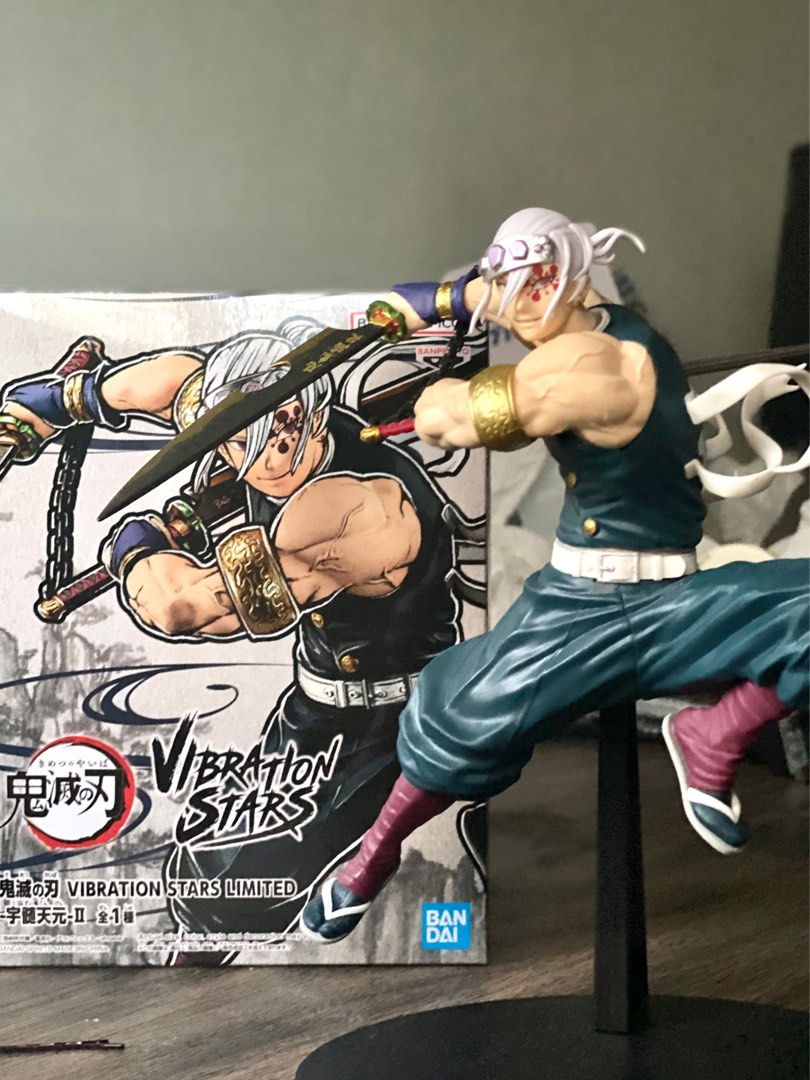 uzui tengen figurine (demon slayer), Hobbies & Toys, Toys & Games on ...