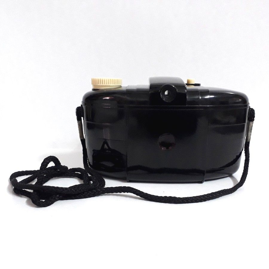 Vintage Kodak Brownie 127 Camera, Photography, Cameras on Carousell