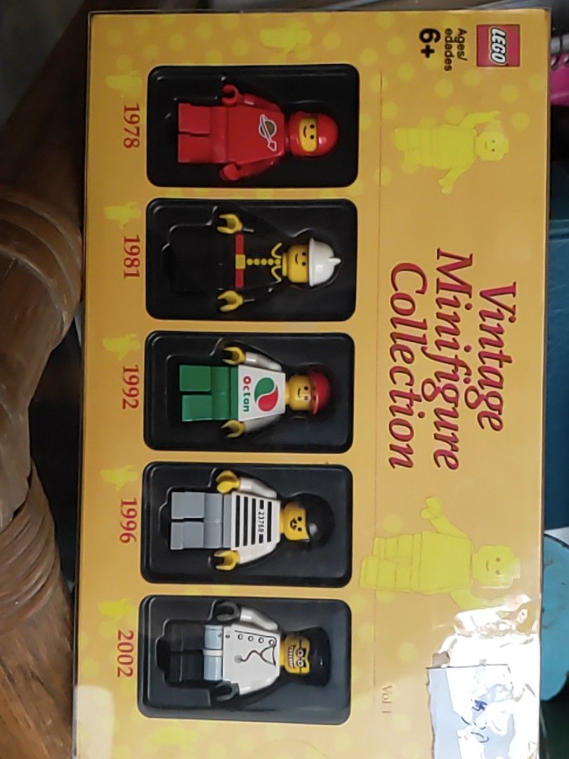 Vintage minifigure collection, Hobbies & Toys, Memorabilia ...