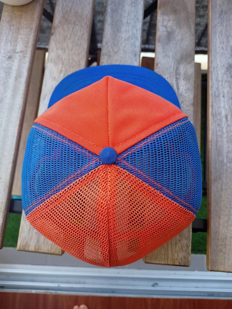 VTG Hat pinwheel, Men's Fashion, Watches & Accessories, Cap & Hats on ...