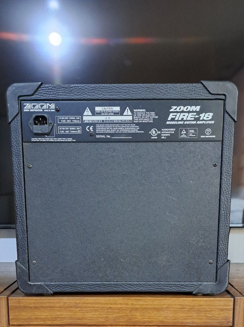 Zoom Fire-18 Guitar Modeling Amplifier, Hobbies & Toys, Music & Media ...