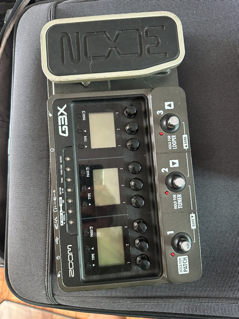 Zoom G3X Multi-EFX pedal, Hobbies & Toys, Music & Media, Musical ...