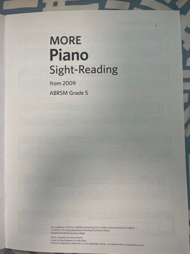ABRSM Piano sight-reading Grade 5, 興趣及遊戲, 音樂樂器 & 配件, 音樂與媒體 - 樂譜 - Carousell