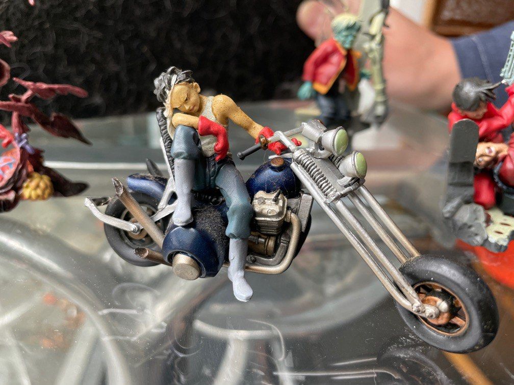 AKIRA figures collectibles, 興趣及遊戲, 玩具 & 遊戲類 - Carousell